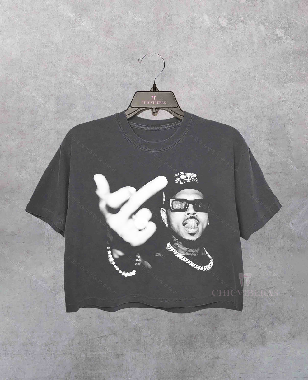 Chris Brown Middle Finger Tour 2025 Crop Shirt – CHICVIBERAS
